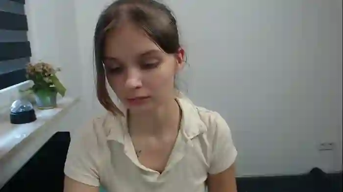 146 Recordings Of Vivien Slender From Chaturbate