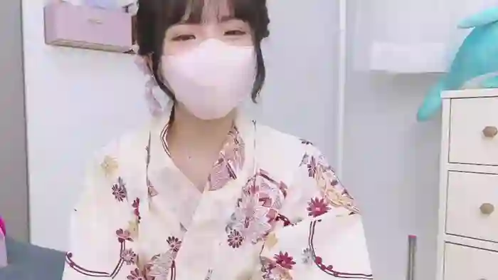 245 Recordings of -minami- from Stripchat